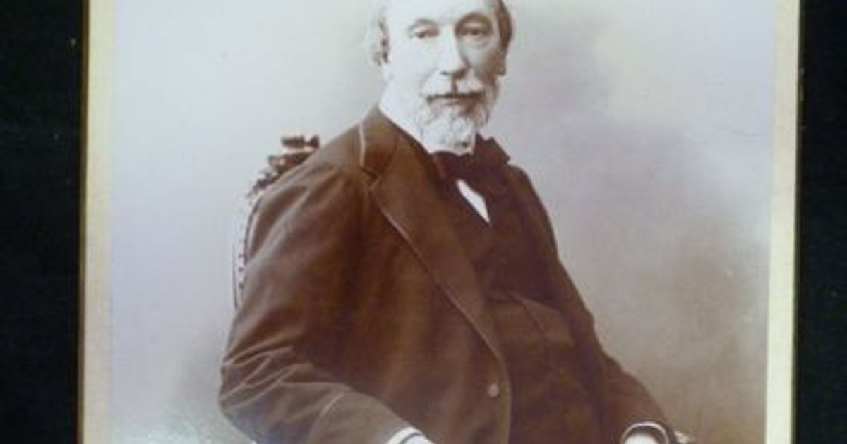 (Victor HUGO) • Portrait photographique d'Auguste Vacquerie par Eugène ...